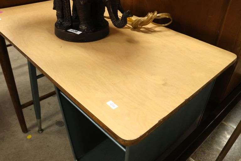 Retro Schoolhouse Desk - Dixon's Auction at Crumpton