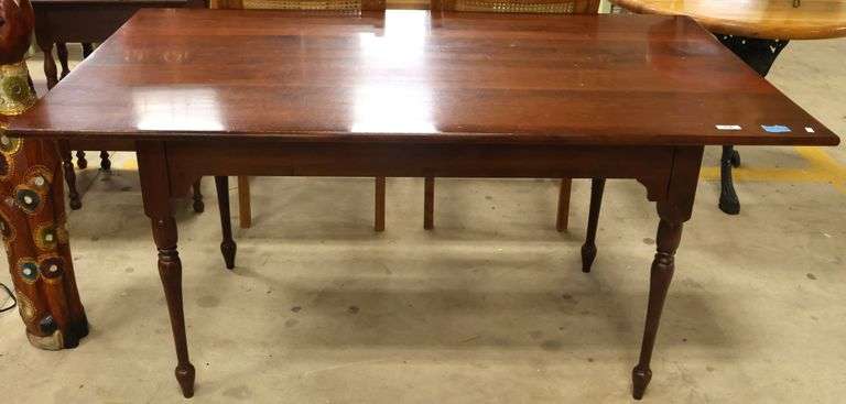 E.R. Buck Benchmade Farm Table - Dixon's Auction at Crumpton