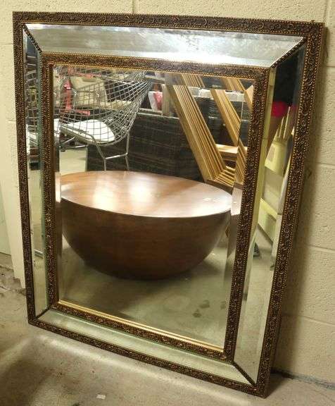 MCM Mirror - Dixon's Auction at Crumpton