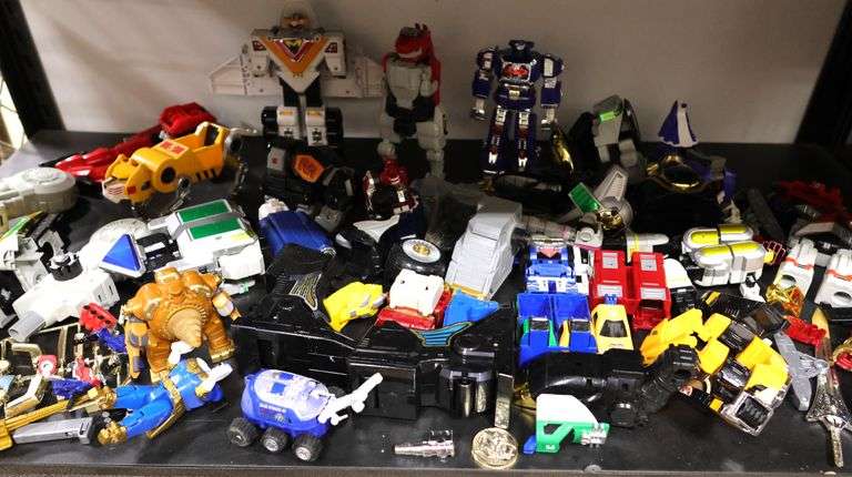 Lot of Vintage Transformers Toys Etc. - Dixon's Auction at Crumpton
