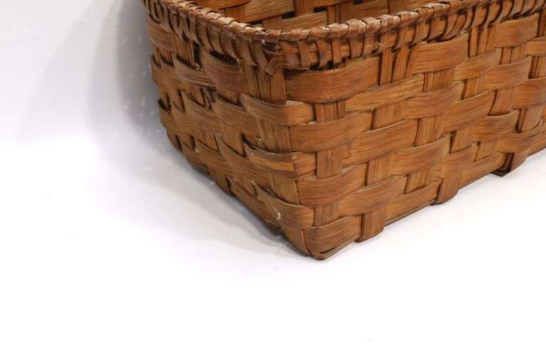 Antique Primitive Splint Oak Basket - Dixon's Auction at Crumpton
