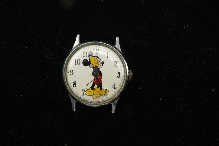 (5) Mickey Mouse Watches - Dixon's Auction at Crumpton