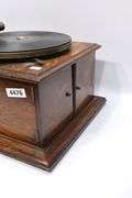 Antique Victor Vv-IV Victoria Record Player - Dixon's Auction at Crumpton