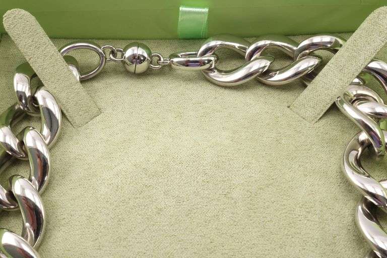 Ross & Simons Sterling Silver Necklace - Dixon's Auction at Crumpton