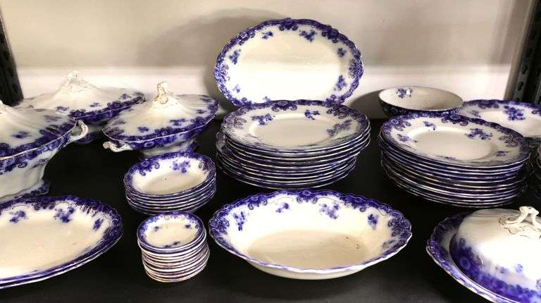 Collection of Antique Flow Blue China Dishes - Dixon's Auction at Crumpton