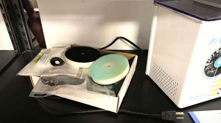 Jfj Easy Pro Disc Scratch Remover - Dixon's Auction at Crumpton