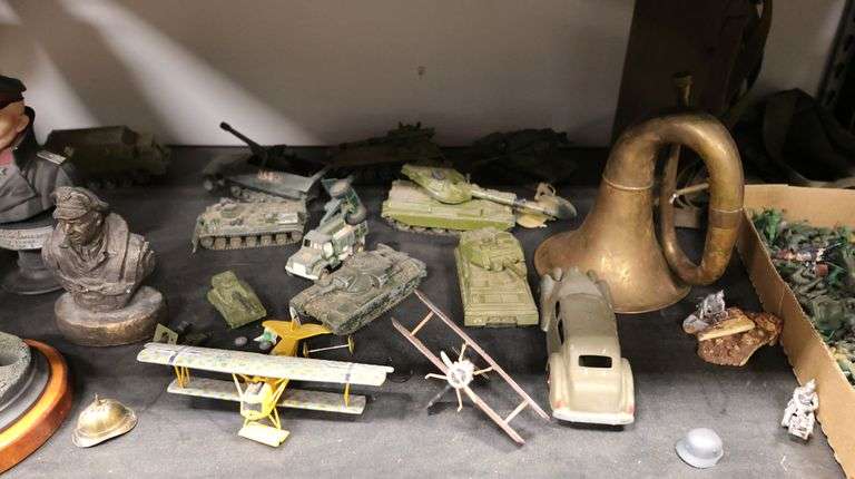 Lot of Military & War Memorabilia, Tanks, Figurines & Army Men - Dixon ...