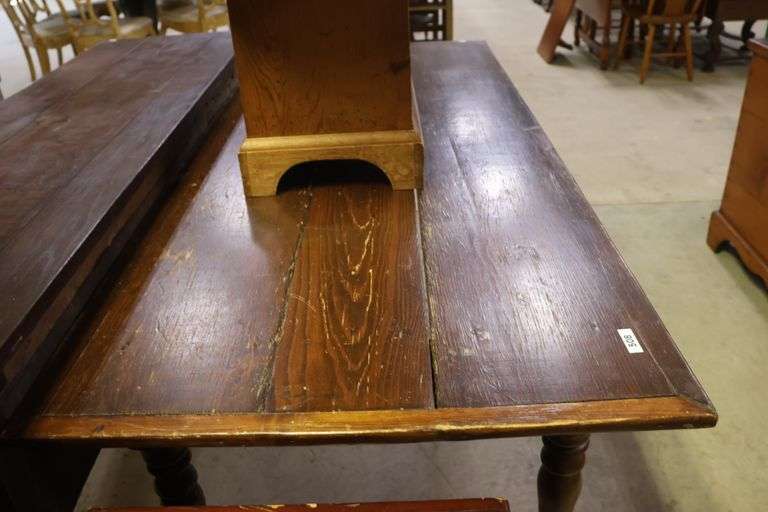 Southern Sheraton Pine Farm Table - Dixon's Auction at Crumpton