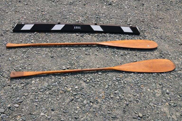Pair of Antique Boat Oars - Dixon's Auction at Crumpton