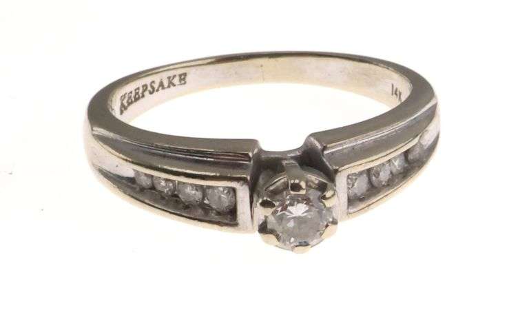 14k Gold Keepsake Diamond Ring 4.3g - Dixon's Auction at Crumpton