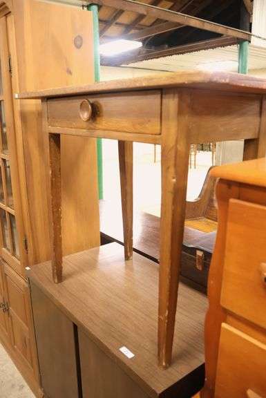 Antique Farmhouse Pine One Drawer Work Table - Dixon's Auction at Crumpton