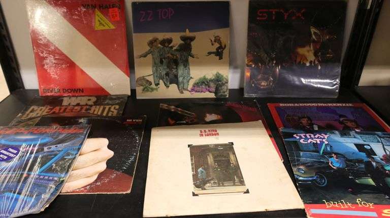 Lot of Vintage Record Albums - Dixon's Auction at Crumpton