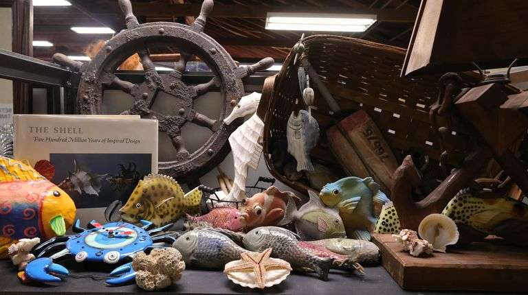 Lot of Nautical Decor, Anchor Lamp, Decorative Fish, Shell Book Etc. - Dixon's Auction at Crumpton