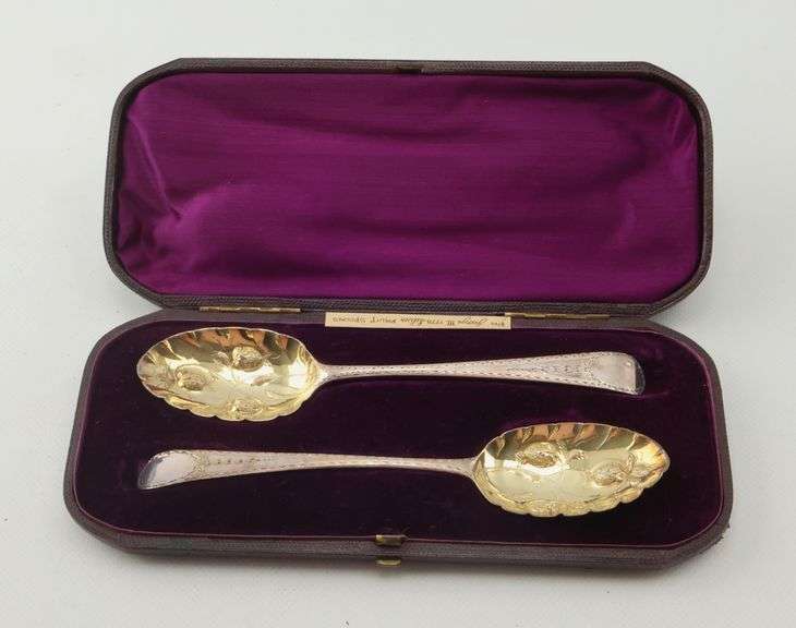 Antique Georgian Sterling Silver Fruit Spoons in Box 2.6 ozt - Dixon's ...