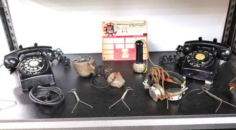 Lot of Vintage Rotary Phones, Headset & Accessories - Dixon's Auction ...