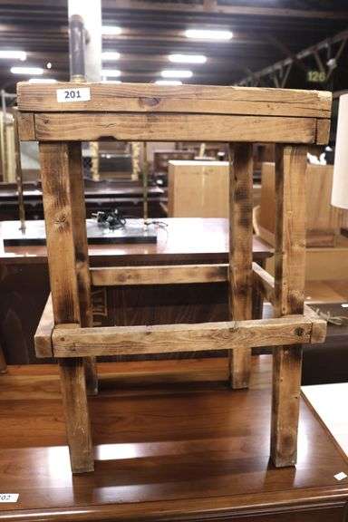 Primitive Pine Stand - Dixon's Auction at Crumpton