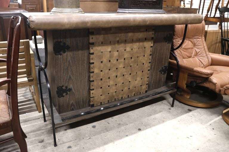 MCM Spanish Colonial Style Bar - Dixon's Auction at Crumpton