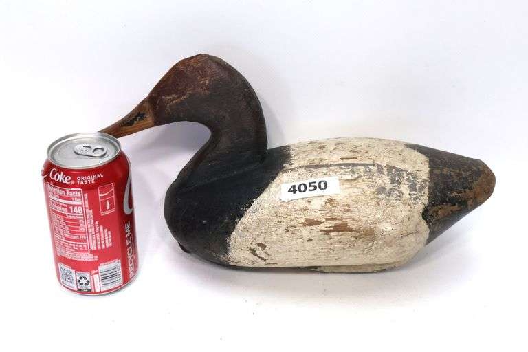 Upper Bay Banded Canvasback Duck Decoy - Dixon's Auction at Crumpton