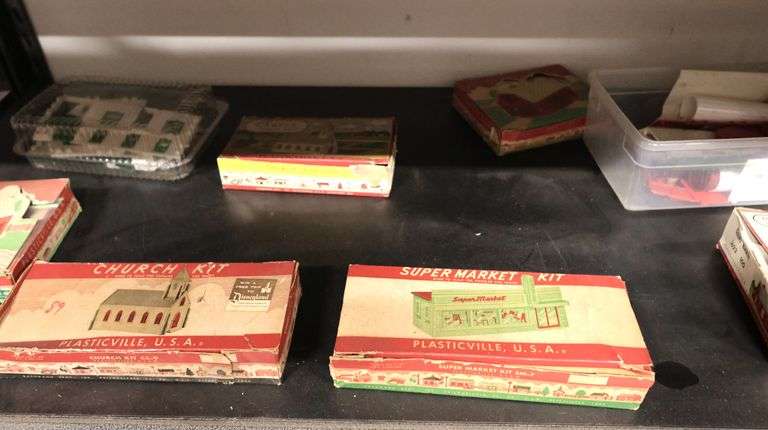 Lot of Vintage Plasticville USA Train Set Buildings Etc. - Dixon's ...