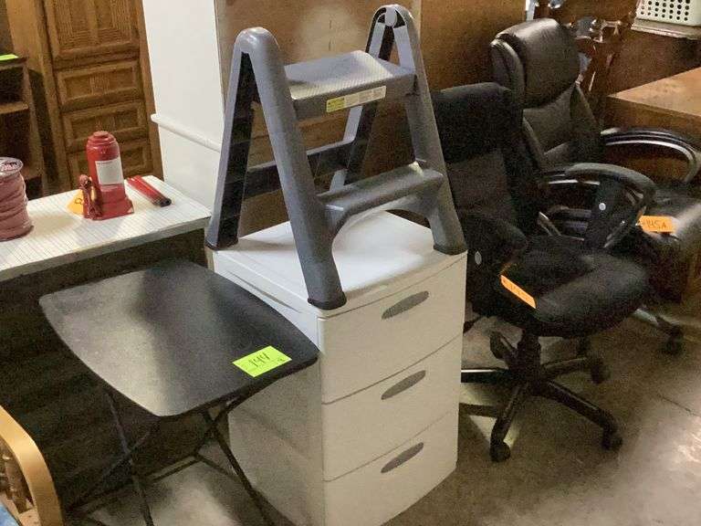 Step Stool Tv tray and Filing cabinet all one money - Diamond G Auctioneers