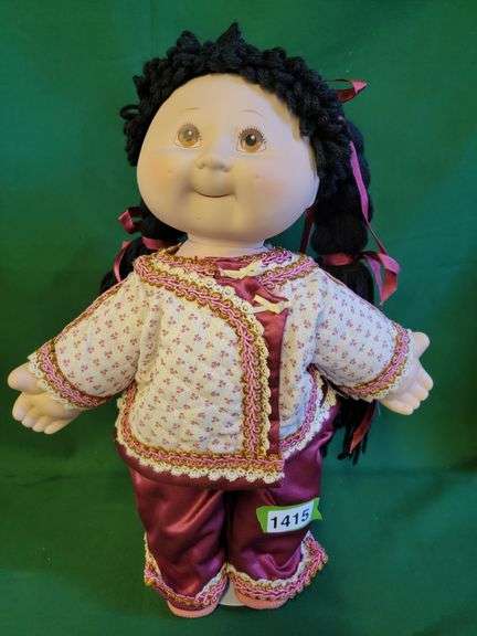 Porcelain Cabbage Patch Doll "Mailing" - Delaware Auction Center