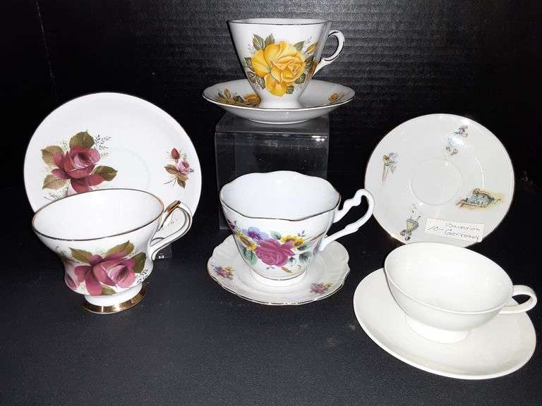 Assorted Cups & Saucers - Delaware Auction Center
