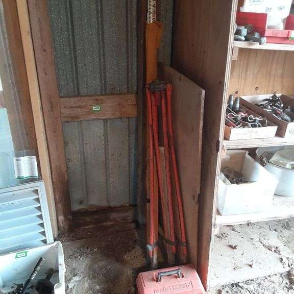 David White Realist Sight Level 8810 w/ Tripod & Survey Measuring Stick ...