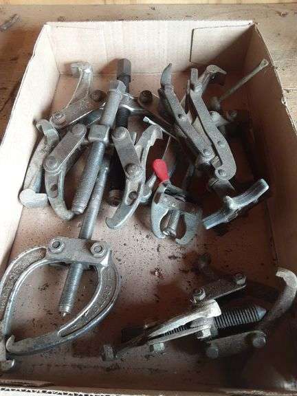 Assorted Pullers - Delaware Auction Center