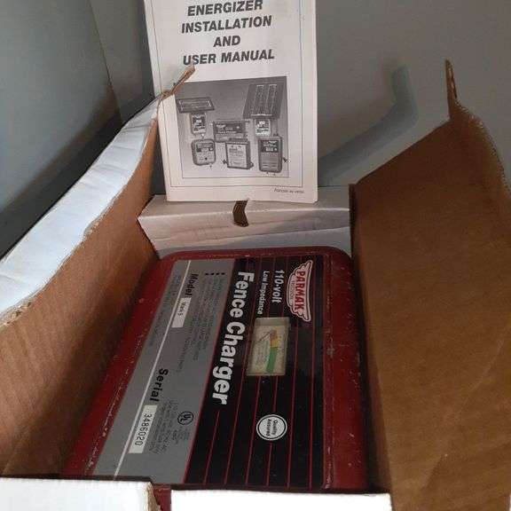 Red Snap'r 88 Electric Fence Controller & Parmak 110 Volt Fence Charger ...