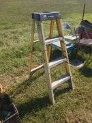 4Ft Husky Fiberglass Ladder - Delaware Auction Center