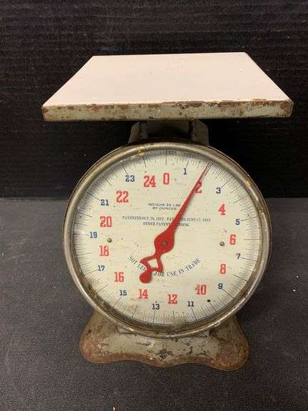 MCM Kitchen Scale - Delaware Auction Center