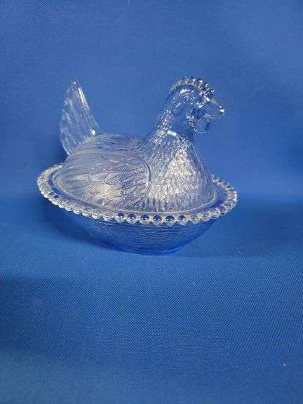 Blue Glass Hen On Nest - Delaware Auction Center