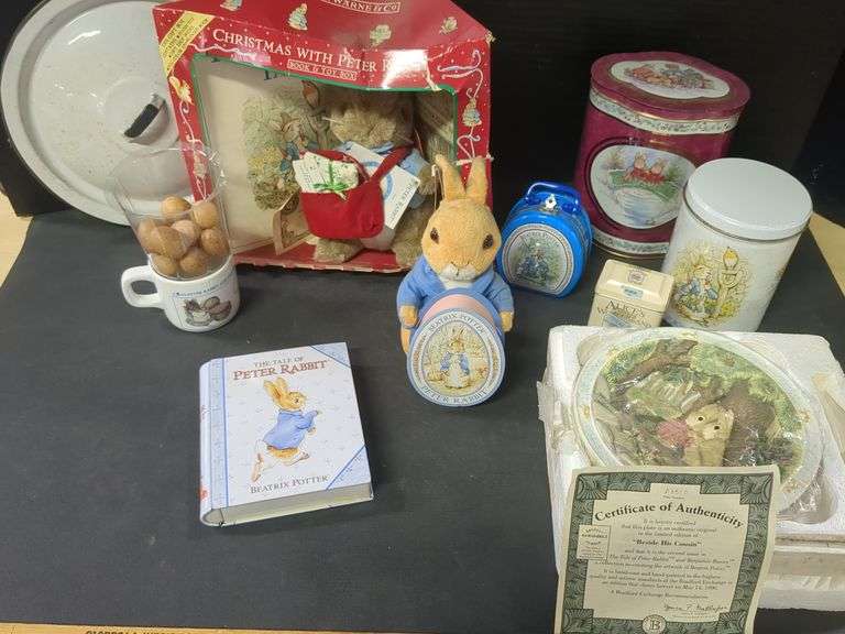 Assorted Beatrix Potter Dolls and Decor - Delaware Auction Center