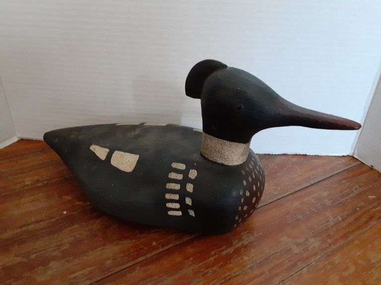 Meganser Carved Duck Decoy - Delaware Auction Center