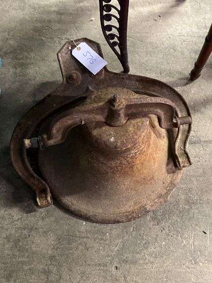Cast Iron Dinner Bell w/Clapper - Delaware Auction Center