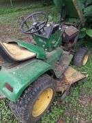John Deere 214 Lawn Tractor w/ Deck - Delaware Auction Center