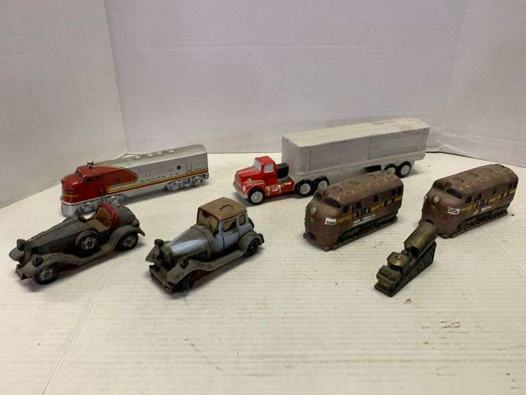 Ceramic Cars and Trucks, Avon Train - Delaware Auction Center