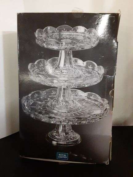 Royal Limited Set of 3 Stackable Glass Cake Plates - Delaware Auction ...