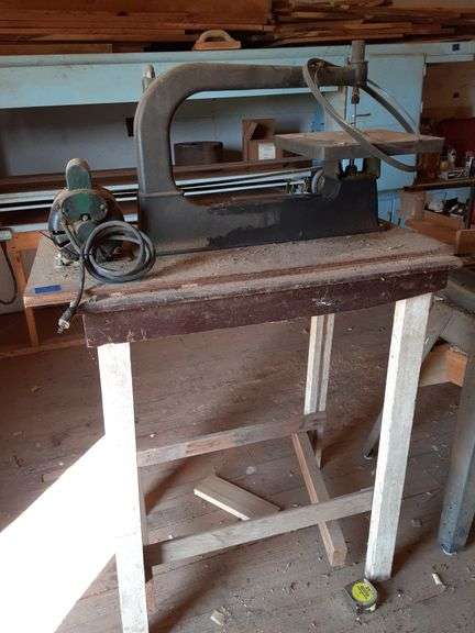 Vintage Cast Iron Jig Saw w/ Stand - Delaware Auction Center