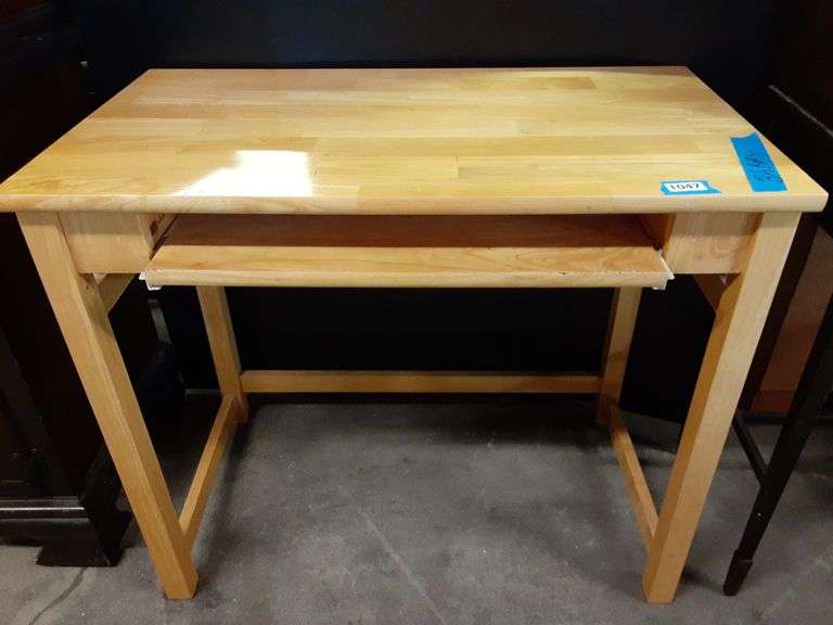 Computer Desk - Delaware Auction Center