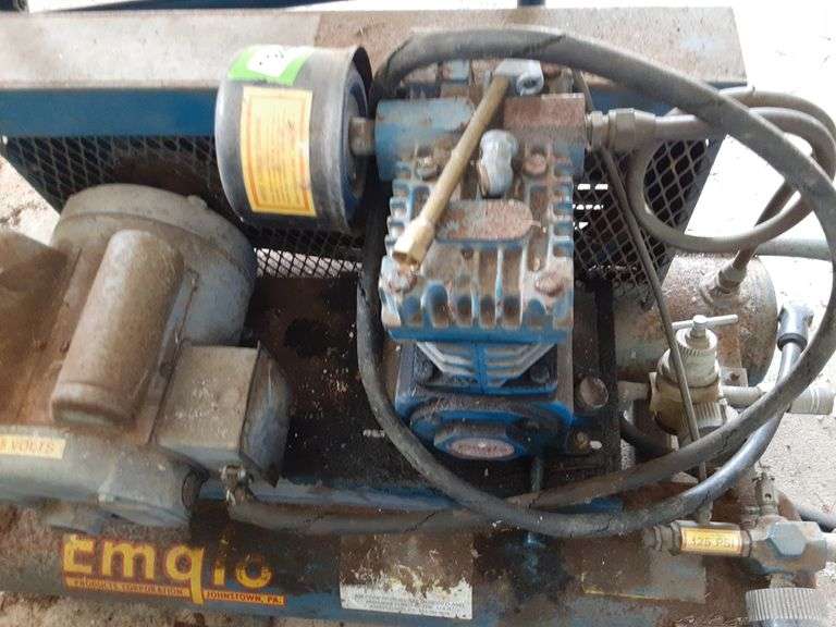 Emglo Wheelbarrow Air Compressor - Delaware Auction Center