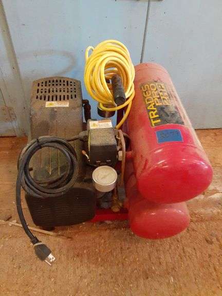 Trades Pro 2 hp 4 gal Air Compressor - Delaware Auction Center