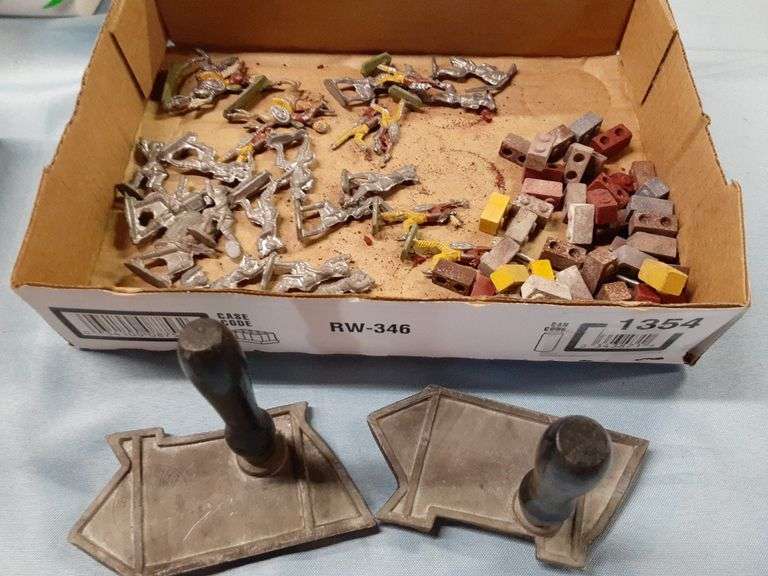 Lead Native Americans & Lead Native American Mold - Delaware Auction Center