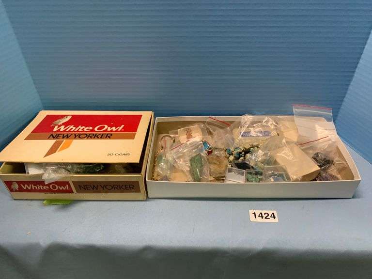 Assorted Specimen - Delaware Auction Center