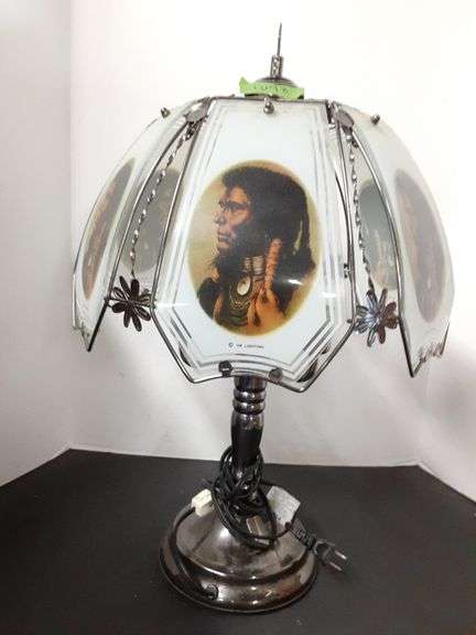 OK Lighting Native American Table Lamp - Delaware Auction Center