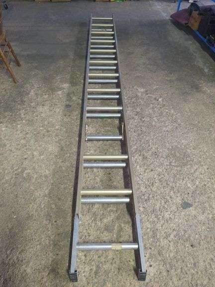 Keller Type III Aluminum 24 ft Extension Ladder - Delaware Auction Center