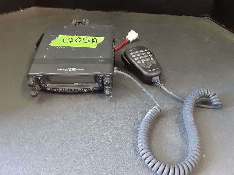 Yaesu FT-8900R Quad Band Receiver - Delaware Auction Center