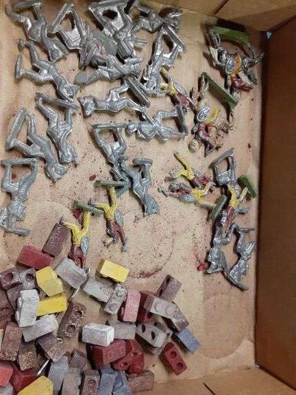 Lead Native Americans & Lead Native American Mold - Delaware Auction Center