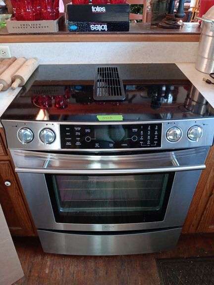 Jenn-Air Electric Downdraft Range - Delaware Auction Center