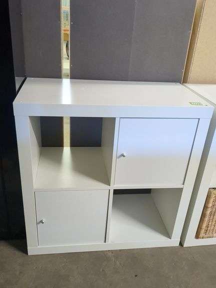 Contemporary Shelf/Cubby/Storage - Delaware Auction Center